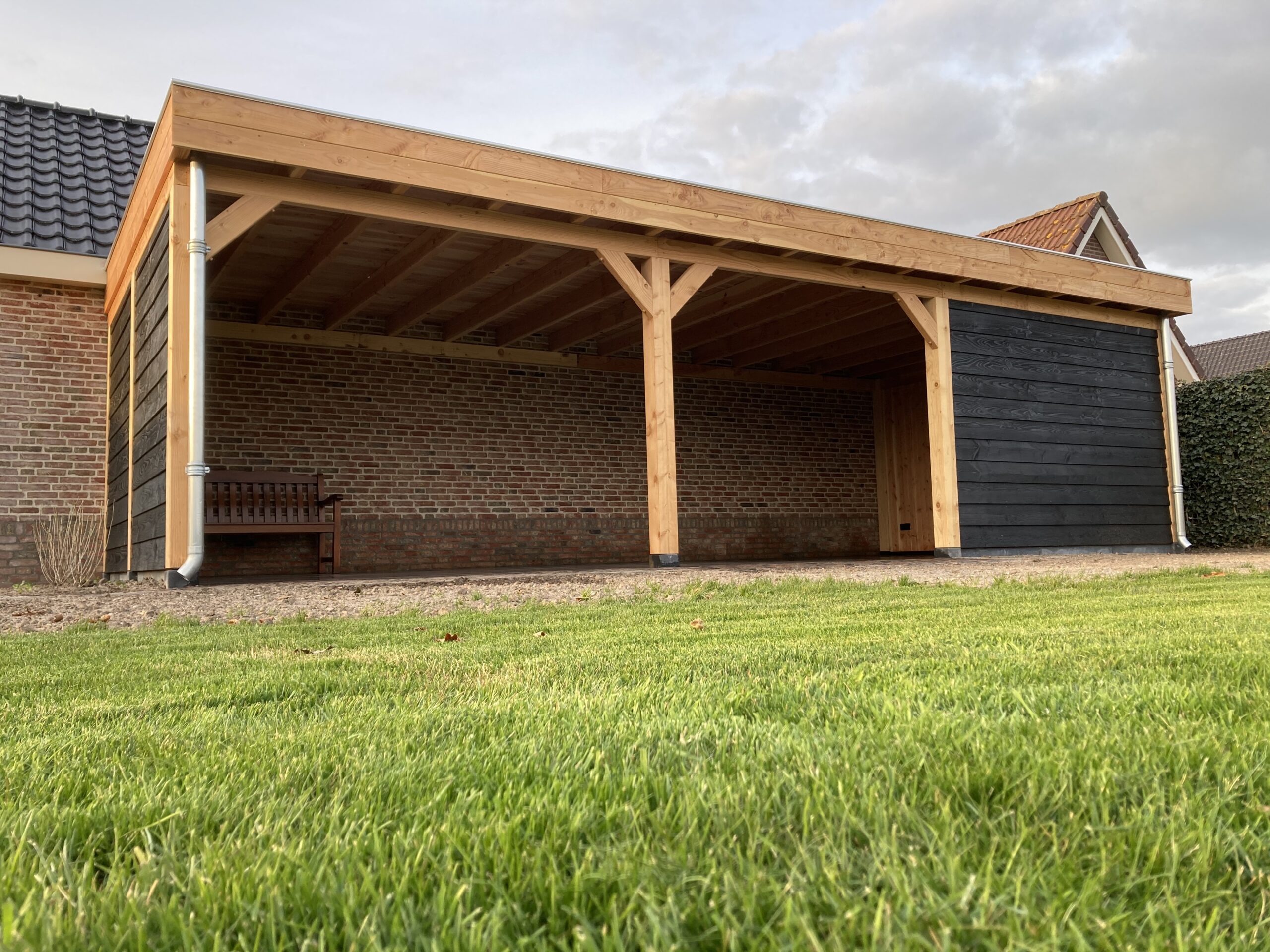 Maatwerk overkapping, Oene – Jaco den Boer